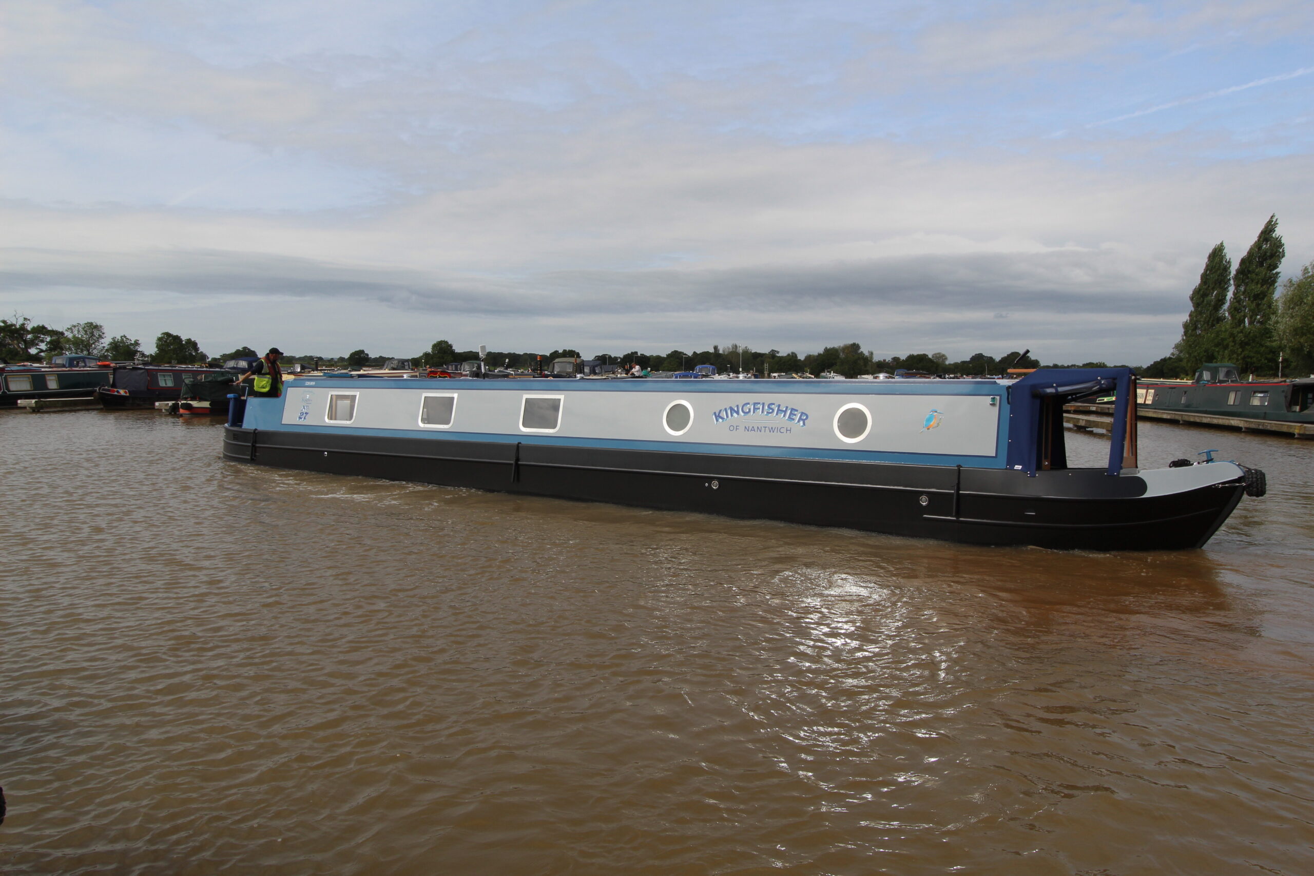 Aqueduct Brokerage | Bespoke New Narrowboats | Knights Narrowboats